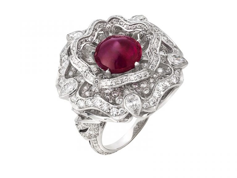 Like a flower blossom ... with Garrard's Tudor Rose