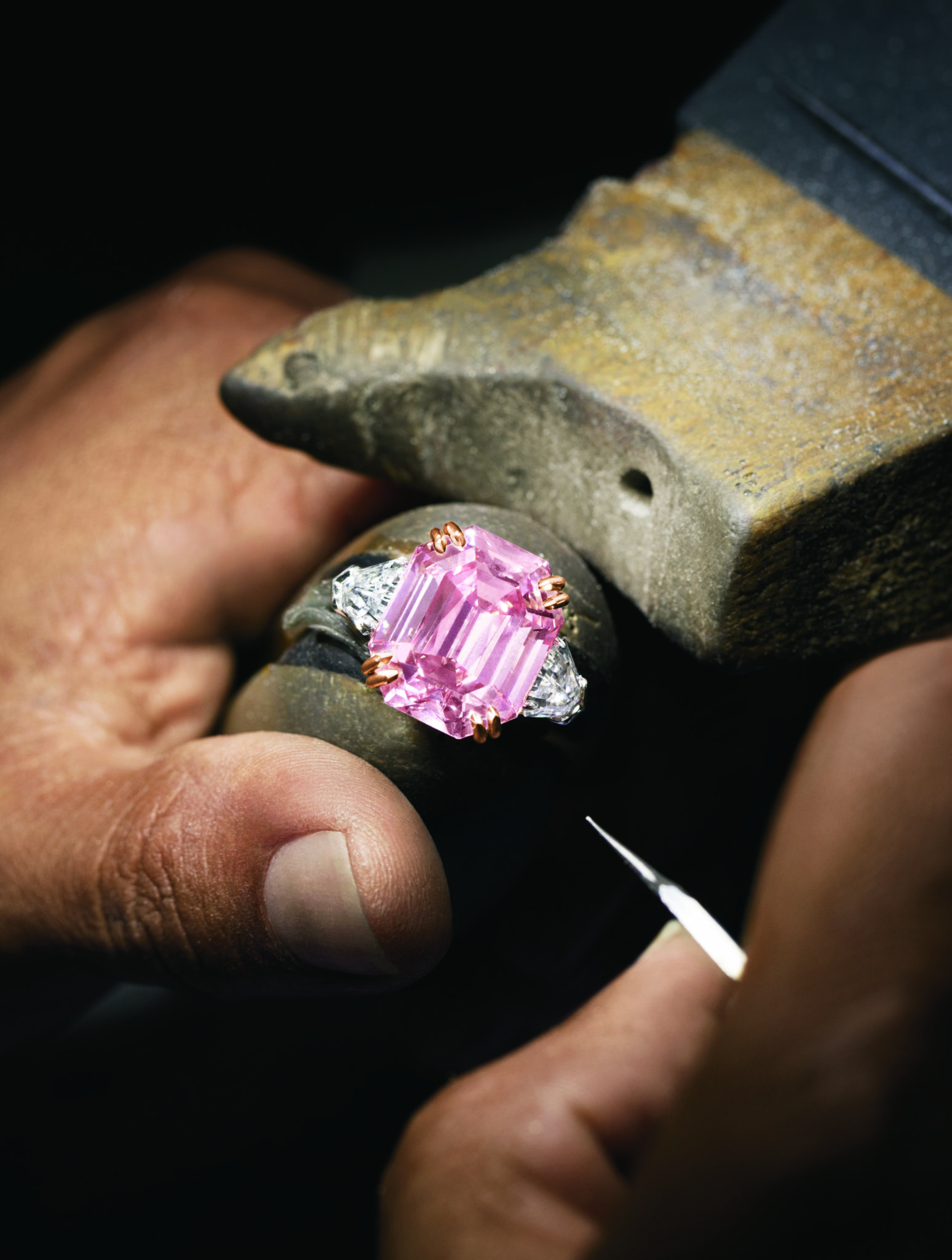 La bague Winston Pink Legacy, un hommage au "Roi des Diamants ...